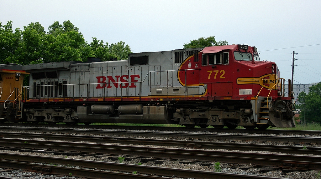 BNSF 772